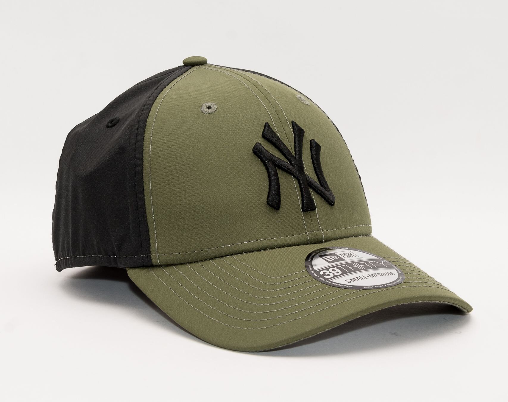 Kšiltovka New Era 39THIRTY MLB Two tone 39thirty New York Yankees Olive ...