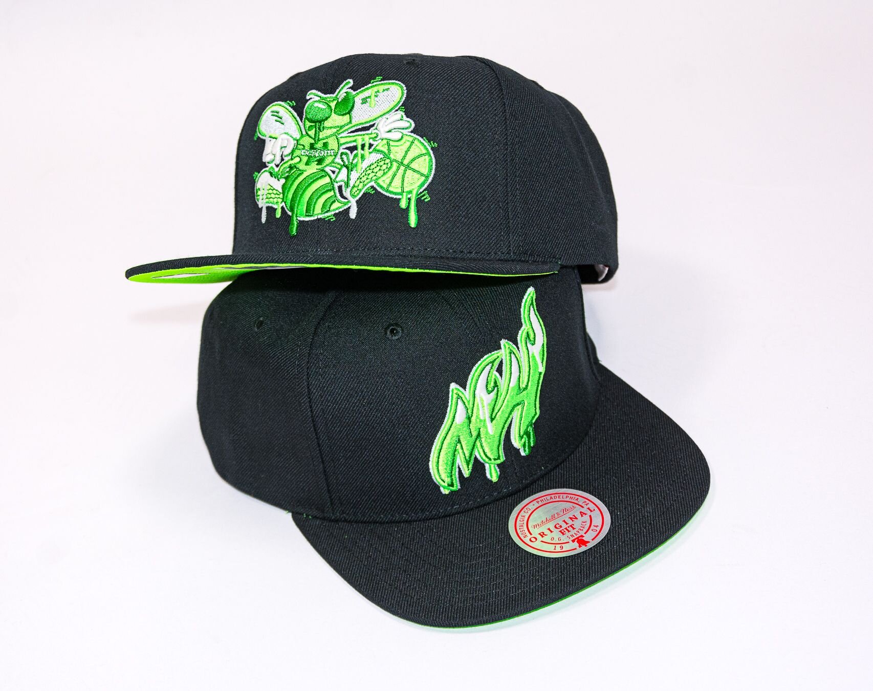 Kšiltovka Mitchell & Ness SLIME DRIP SNAPBACK HWC Miami Heat Black - Snapbacks