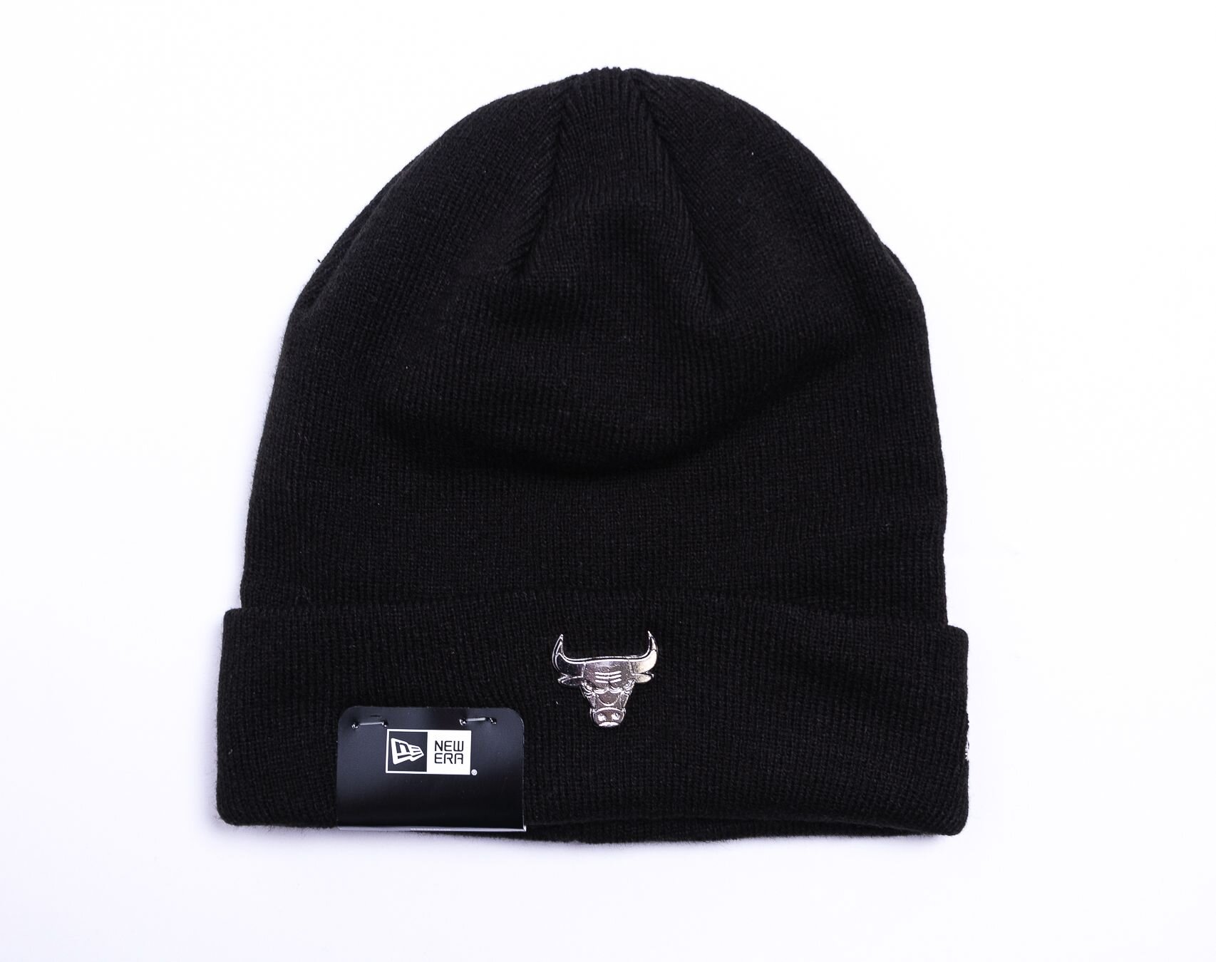 Kulich New Era NBA Metallic Badge Cuff Beanie Chicago Bulls Black ...