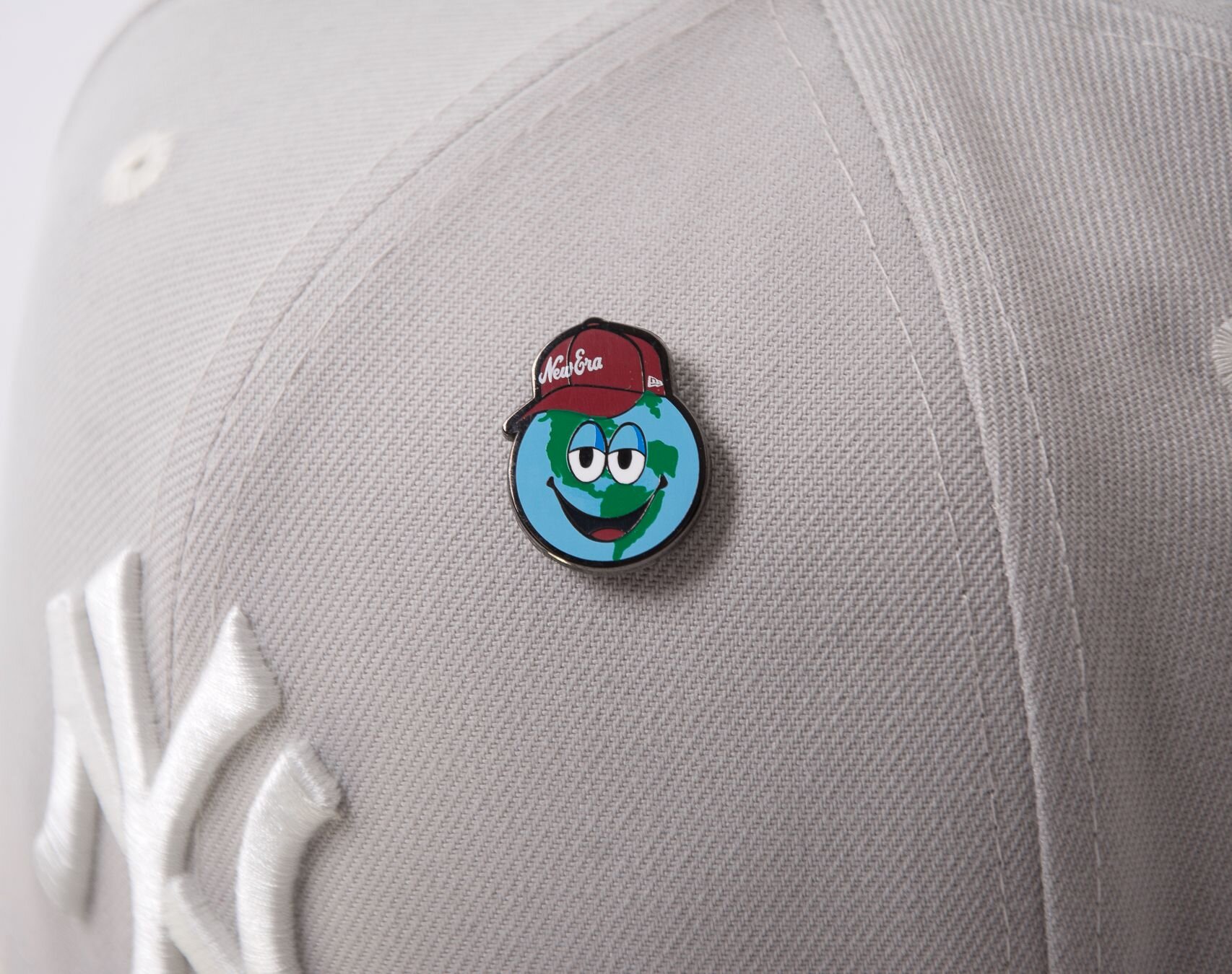 Kšiltovka New Era 59FIFTY MLB World Series Pin New York Yankees Stone ...