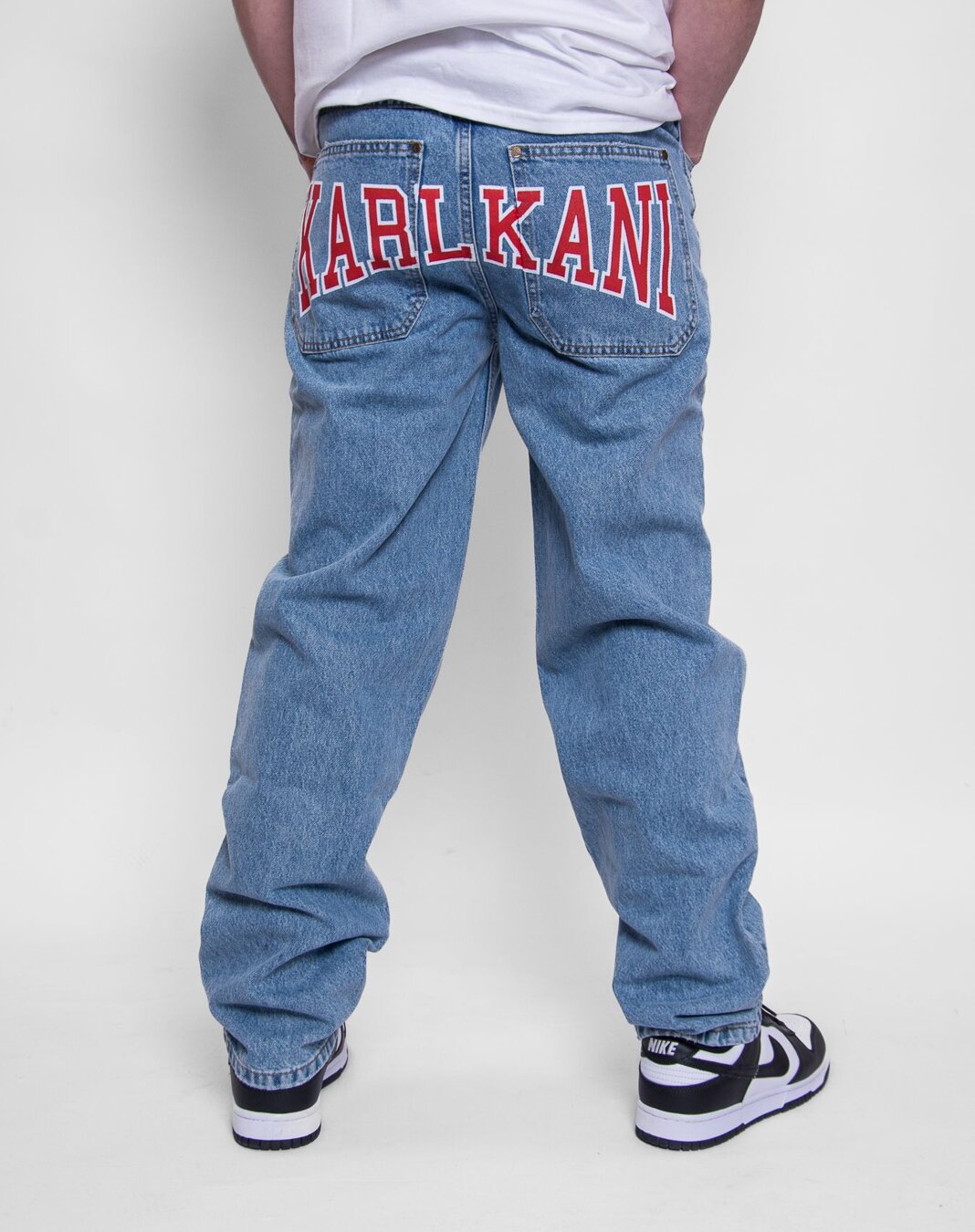 Kalhoty Karl Kani Retro Patched Baggy Denim vintage mid blue - Snapbacks