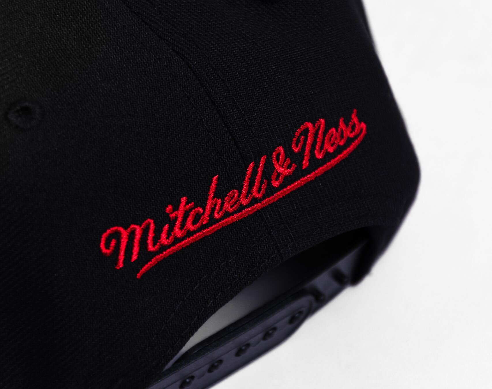 Kšiltovka Mitchell & Ness BRED SNAPBACK Chicago Bulls Black - Snapbacks