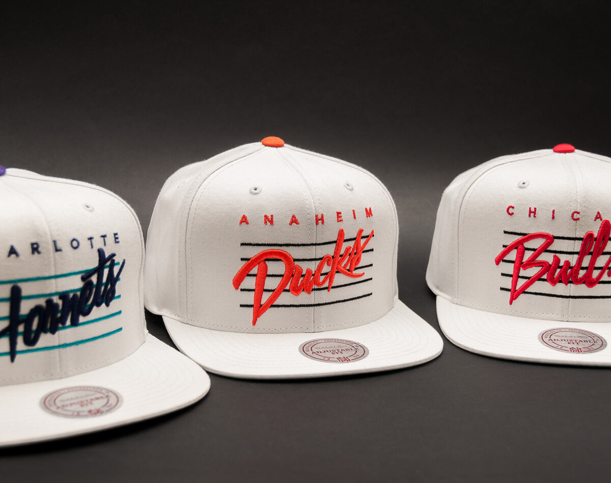 Kšiltovka Mitchell & Ness Cursive Script Anaheim Ducks Snapback - Snapbacks