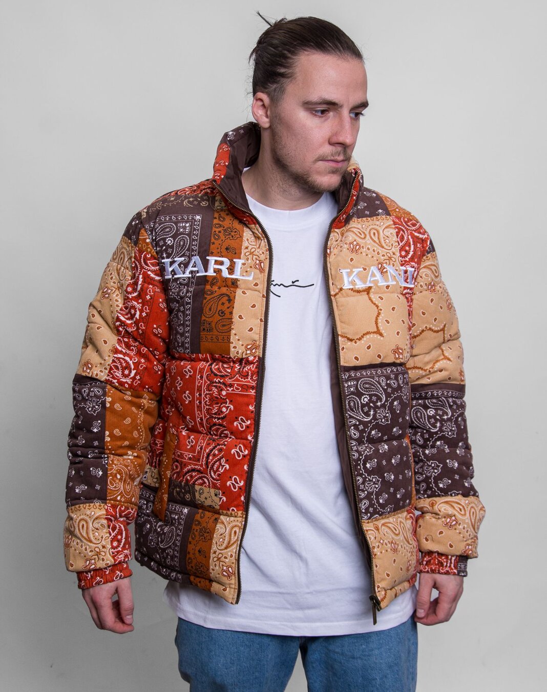 Bunda Karl Kani Retro Paisley Reversible Corduroy Puffer Jacket multicolo - Snapbacks