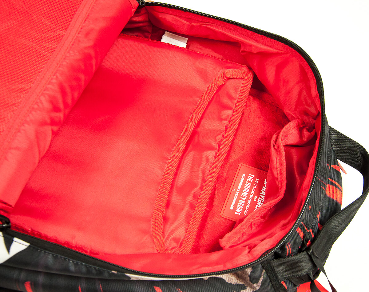 Batoh Sprayground Venom Shark Mouth - Snapbacks