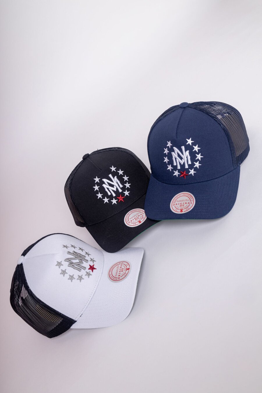 Kšiltovka Mitchell & Ness Branded Essential Stars Trucker Snapback ...