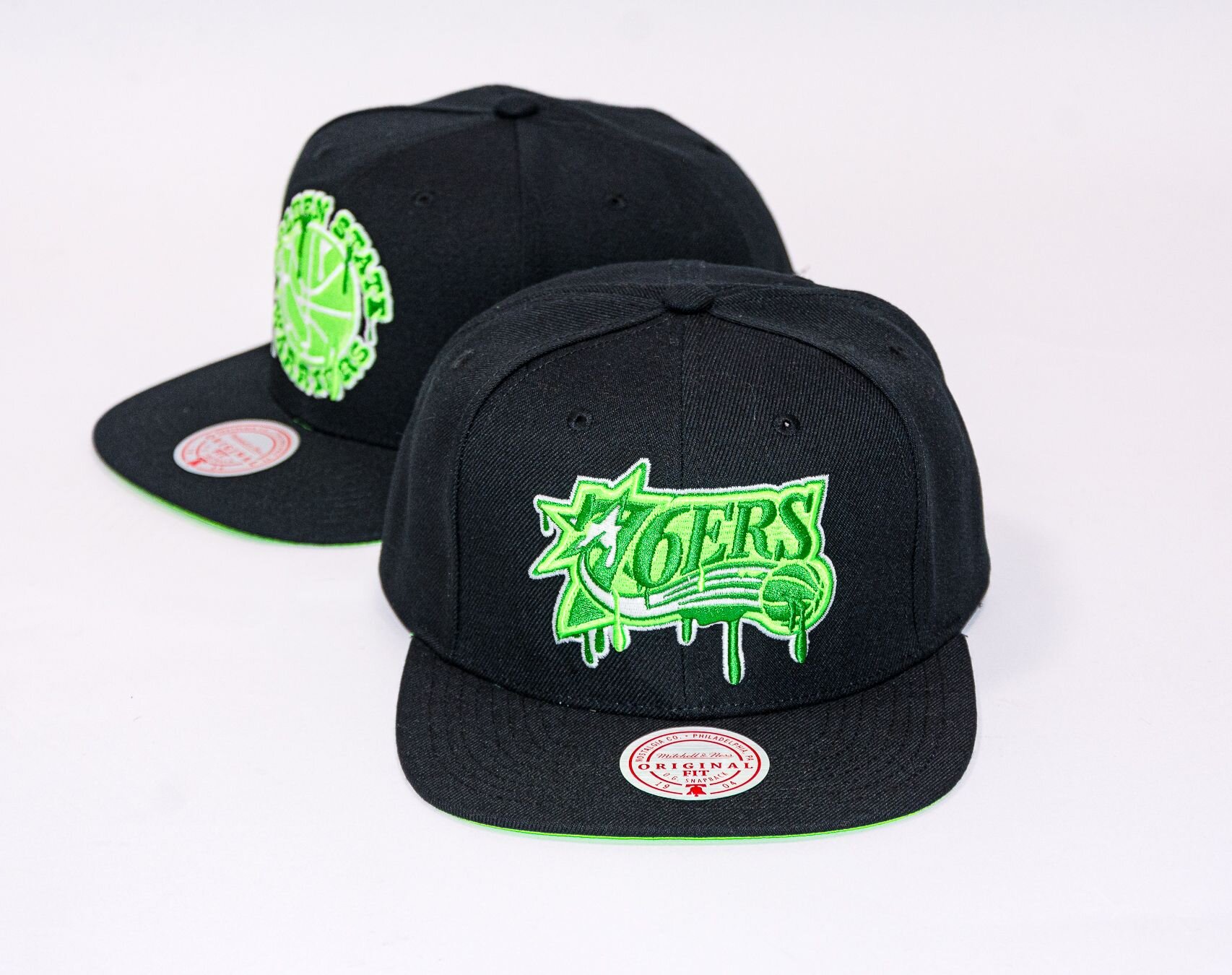 Kšiltovka Mitchell & Ness SLIME DRIP SNAPBACK HWC Philadelphia 76Ers ...