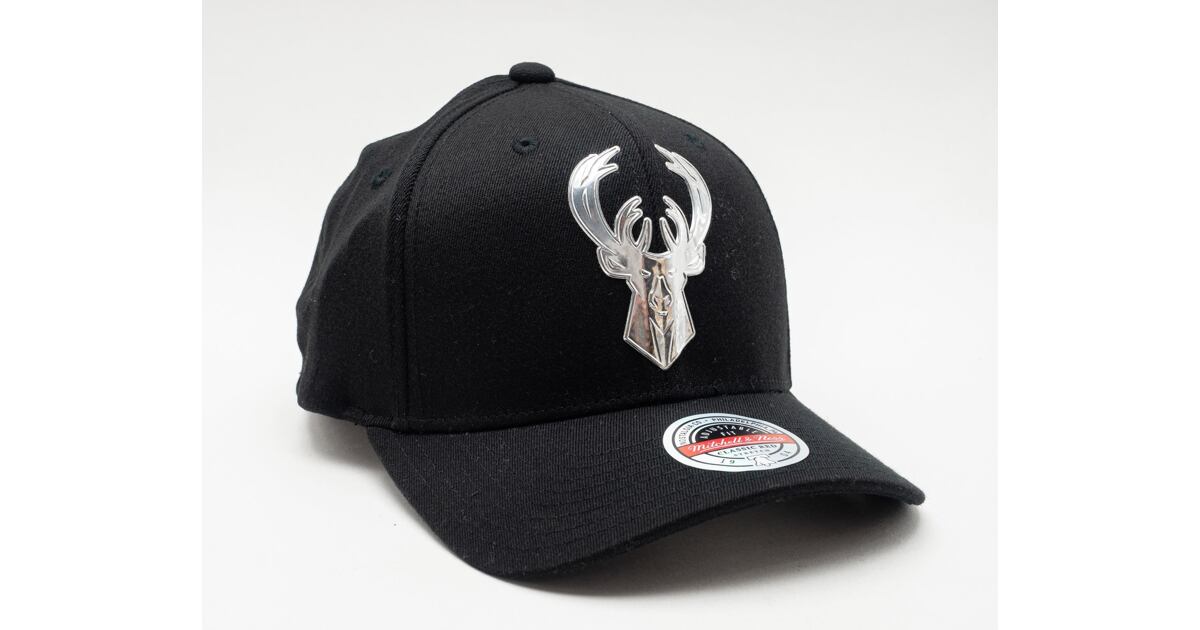 Kšiltovka Mitchell & Ness Cyber Redline Snapback Milwaukee Bucks Black ...